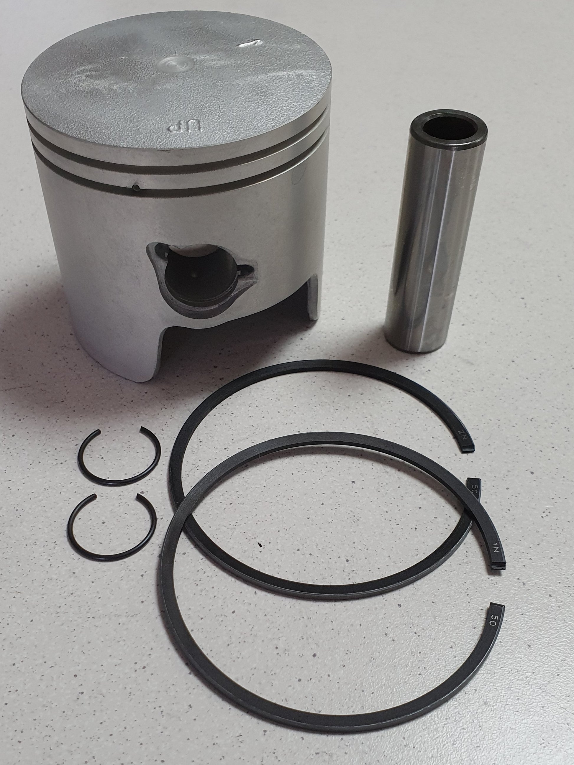 Yamaha pistons and rings – www.dm-motorcycles.com