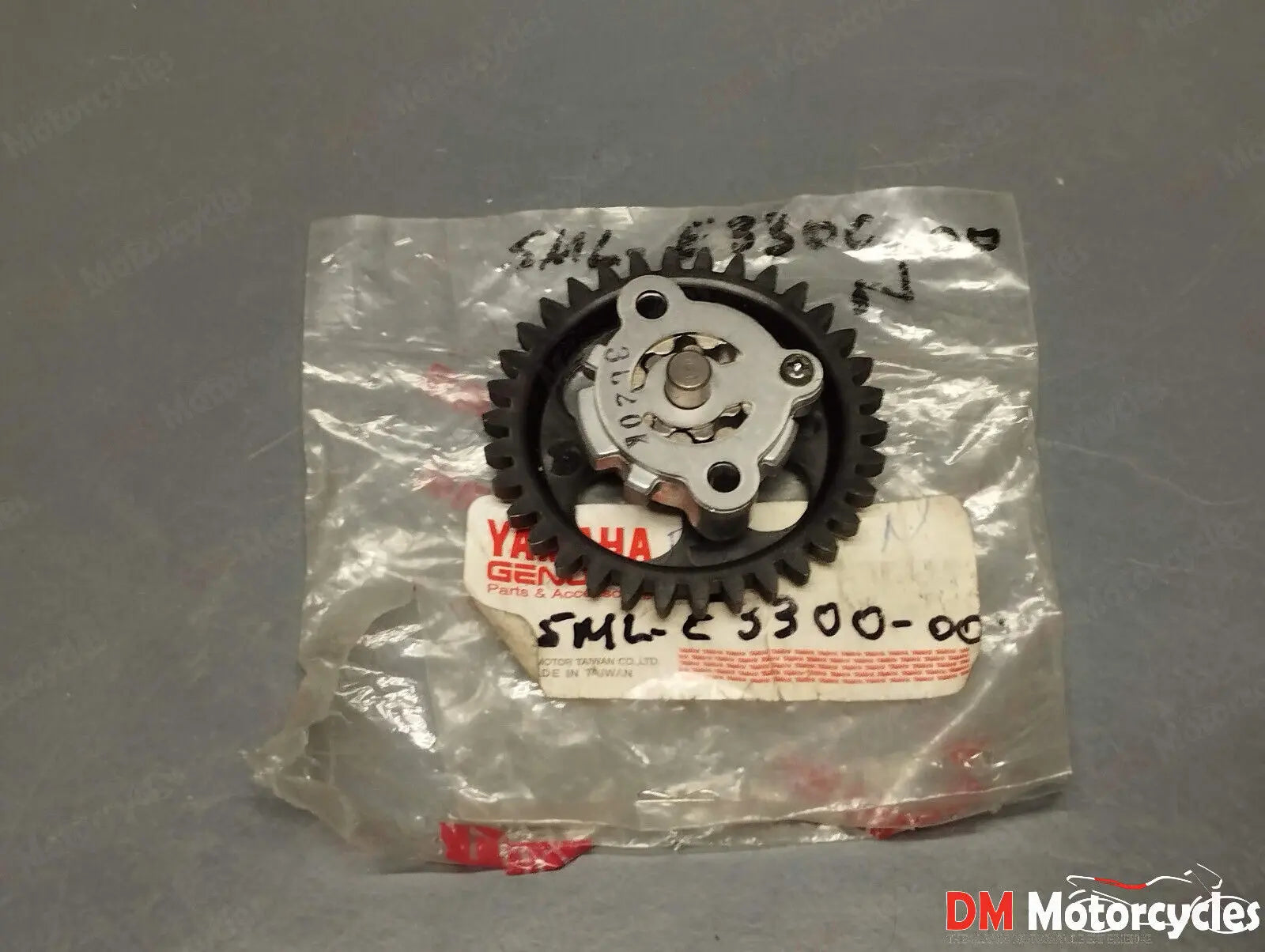 Yamaha genuine new nxc 125 cygnus oil pump pn 5ml-e3300-00 – www.dm ...