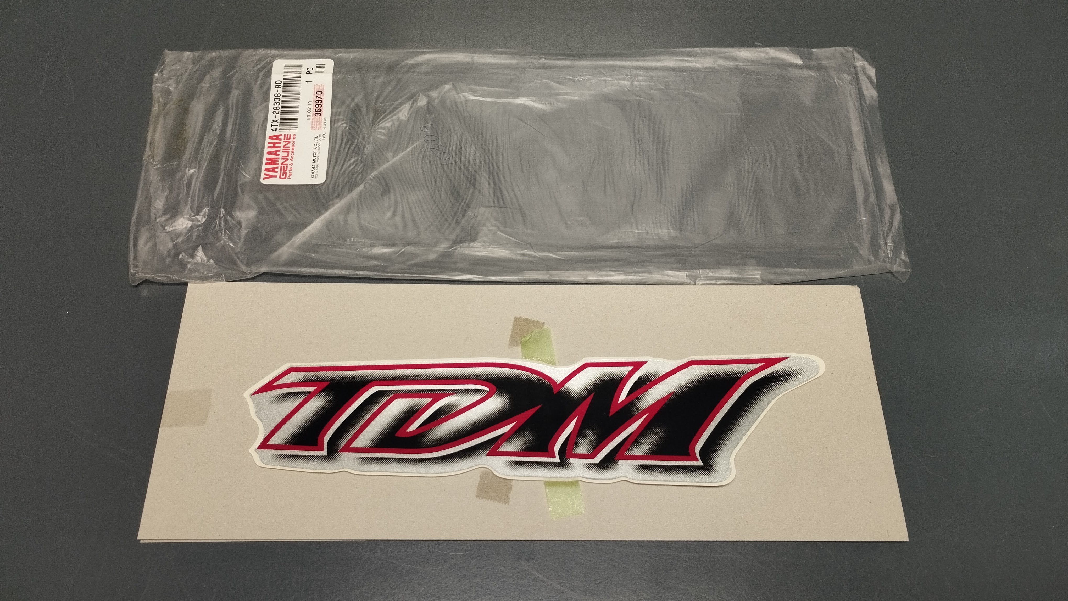 Yamaha genuine new tdm 850 2000 emblem decal pn 4tx-28338-80 – www.dm ...