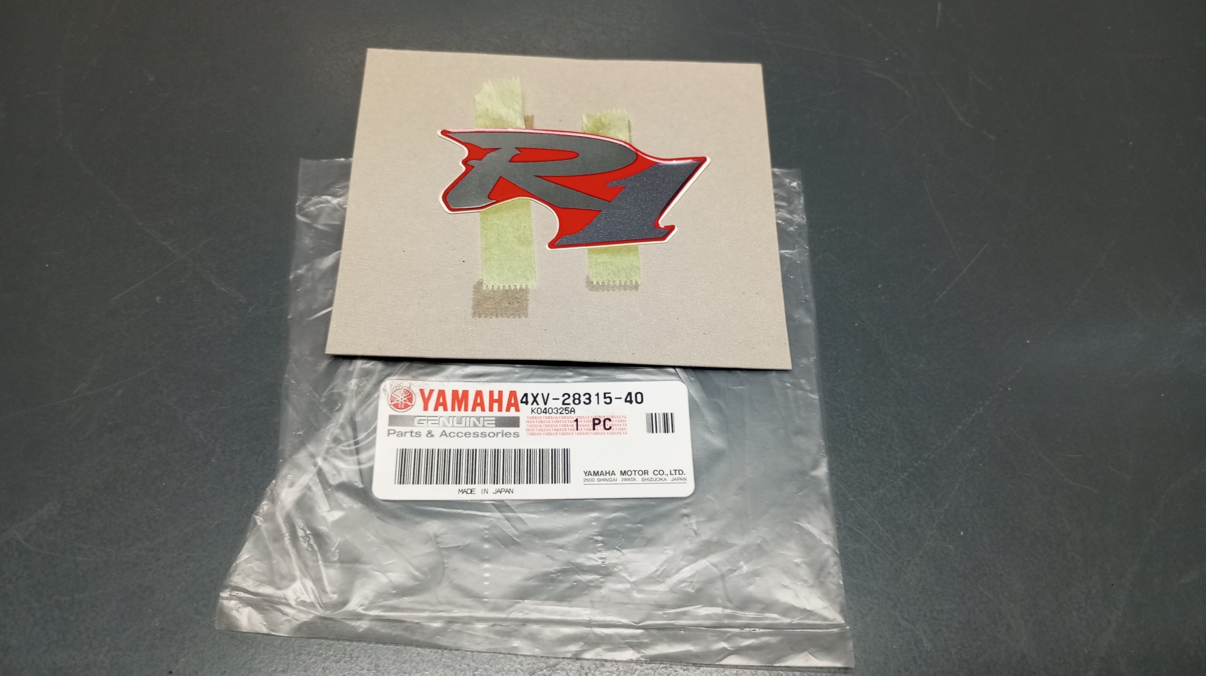 Yamaha genuine new yzf r1 2001 emblem decal pn 4xv-28315-40 – www.dm ...
