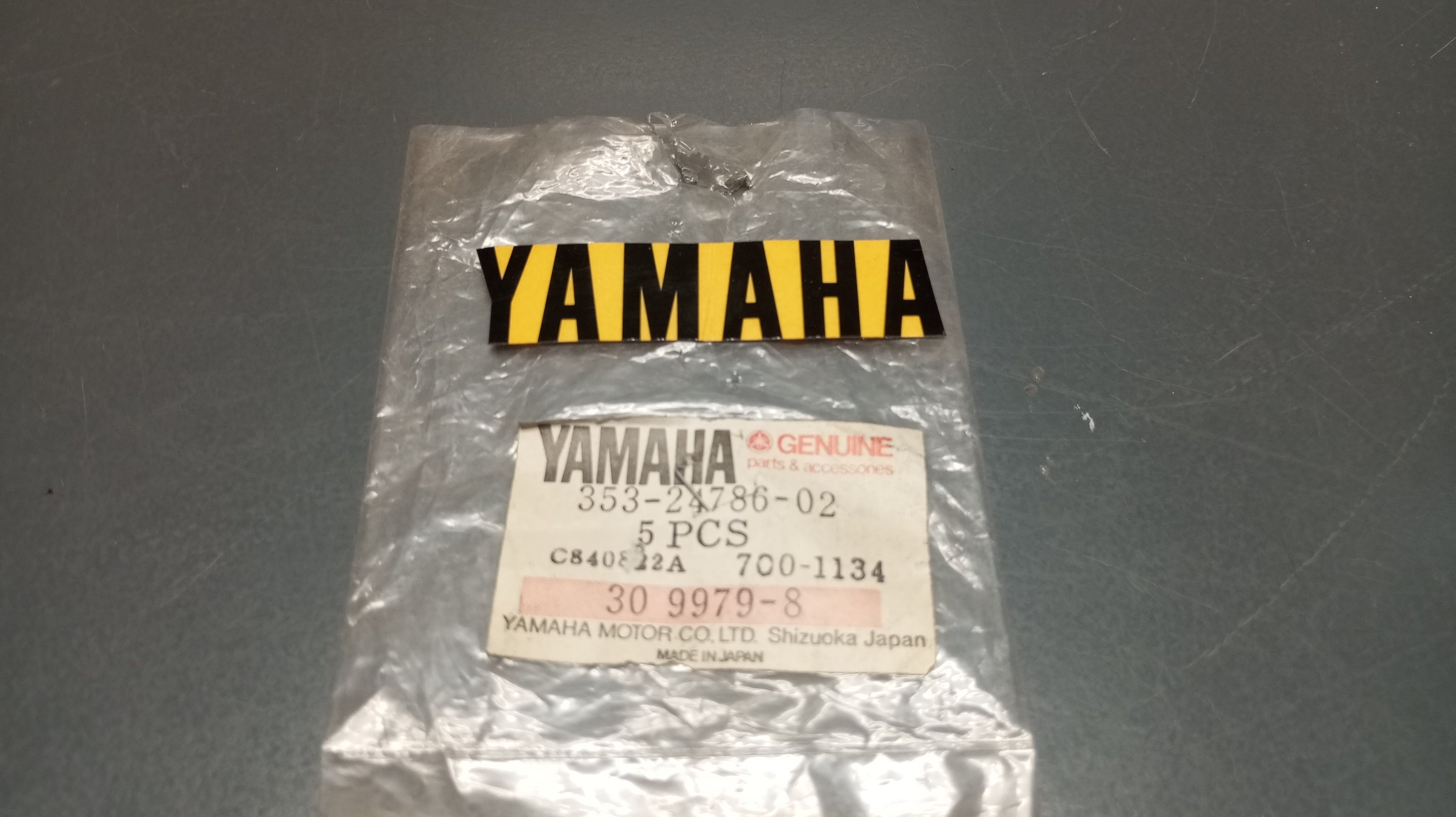 Yamaha genuine nos dt50 rd350 80 50 rz350 125 50 xj650 emblem decal pn ...